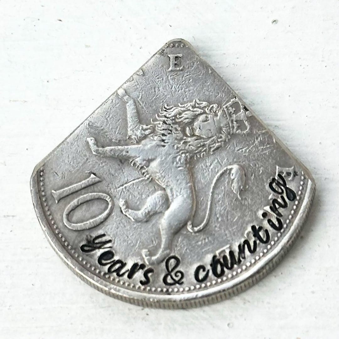 10 Years & Counting. Vintage 10p Coin Plectrum Guitar Pick. Unique 10th ...