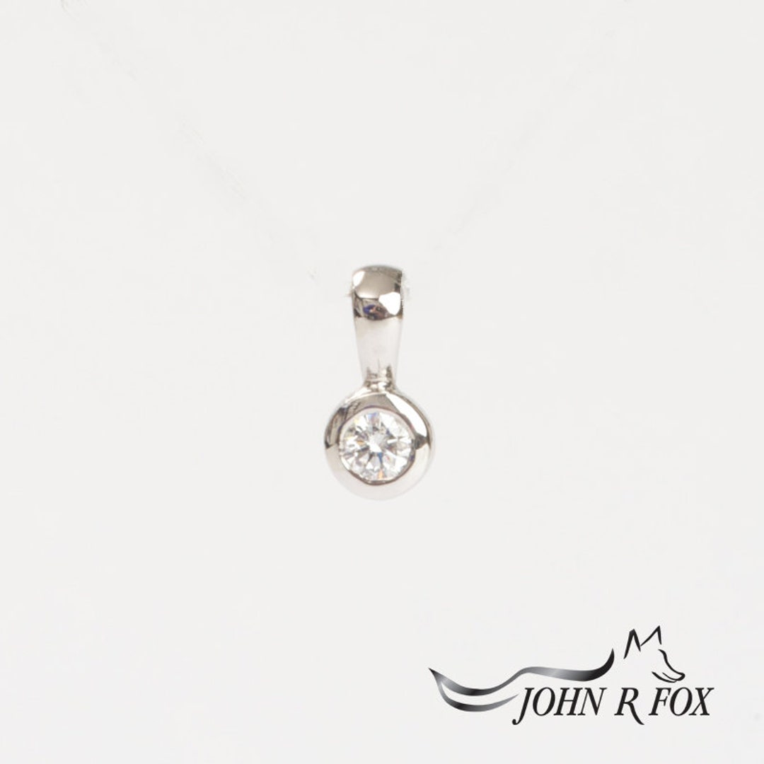 Chubbie Pendant 0.15ct 18carat Gold by John Fox - Etsy