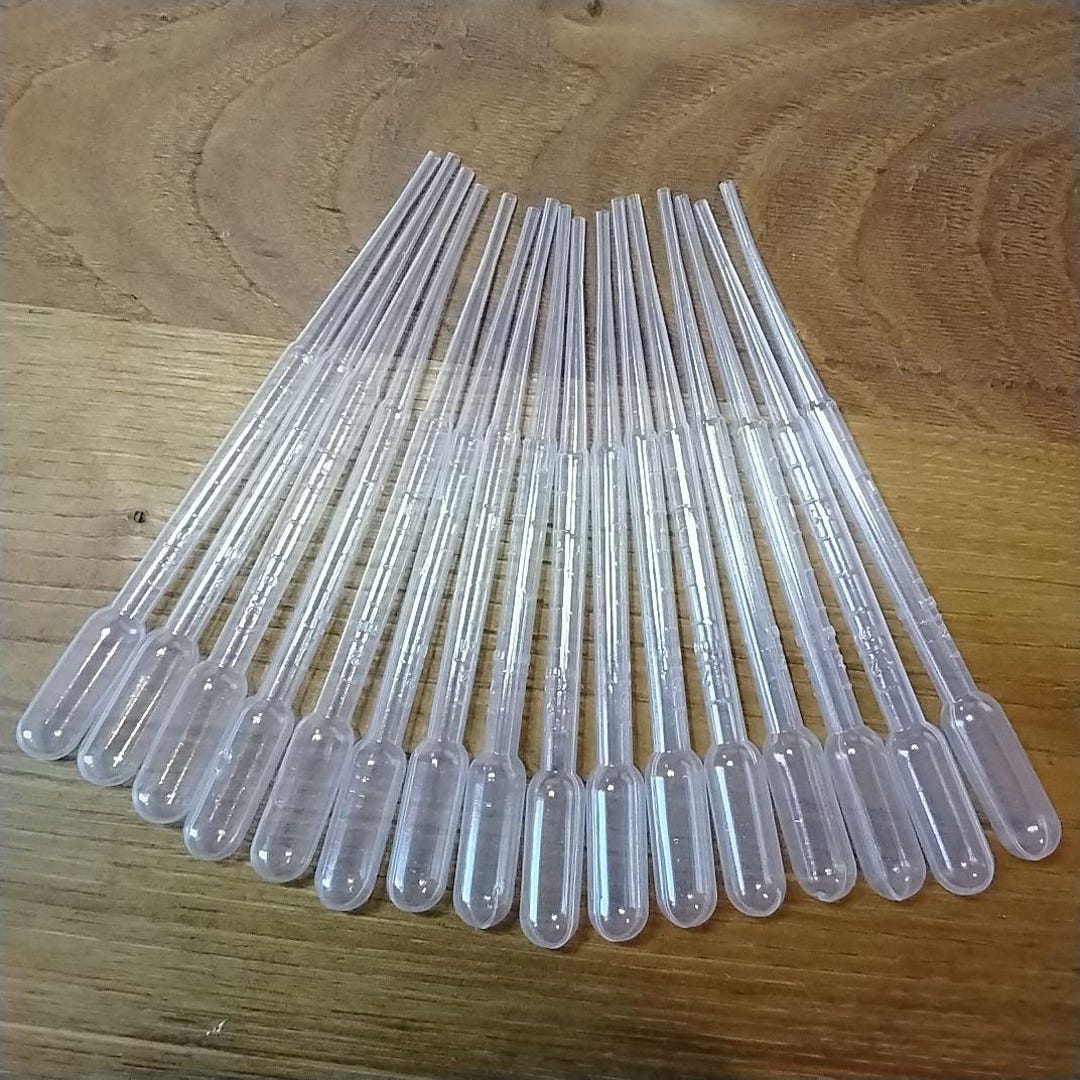 50 Disposable Plastic Droppers 2ml Capacity, Transfer Graduated ...