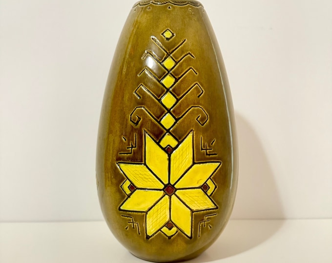 Zilgme Latvian Folk Art Pottery Vase / Vintage Zilgme Geometric Design ...