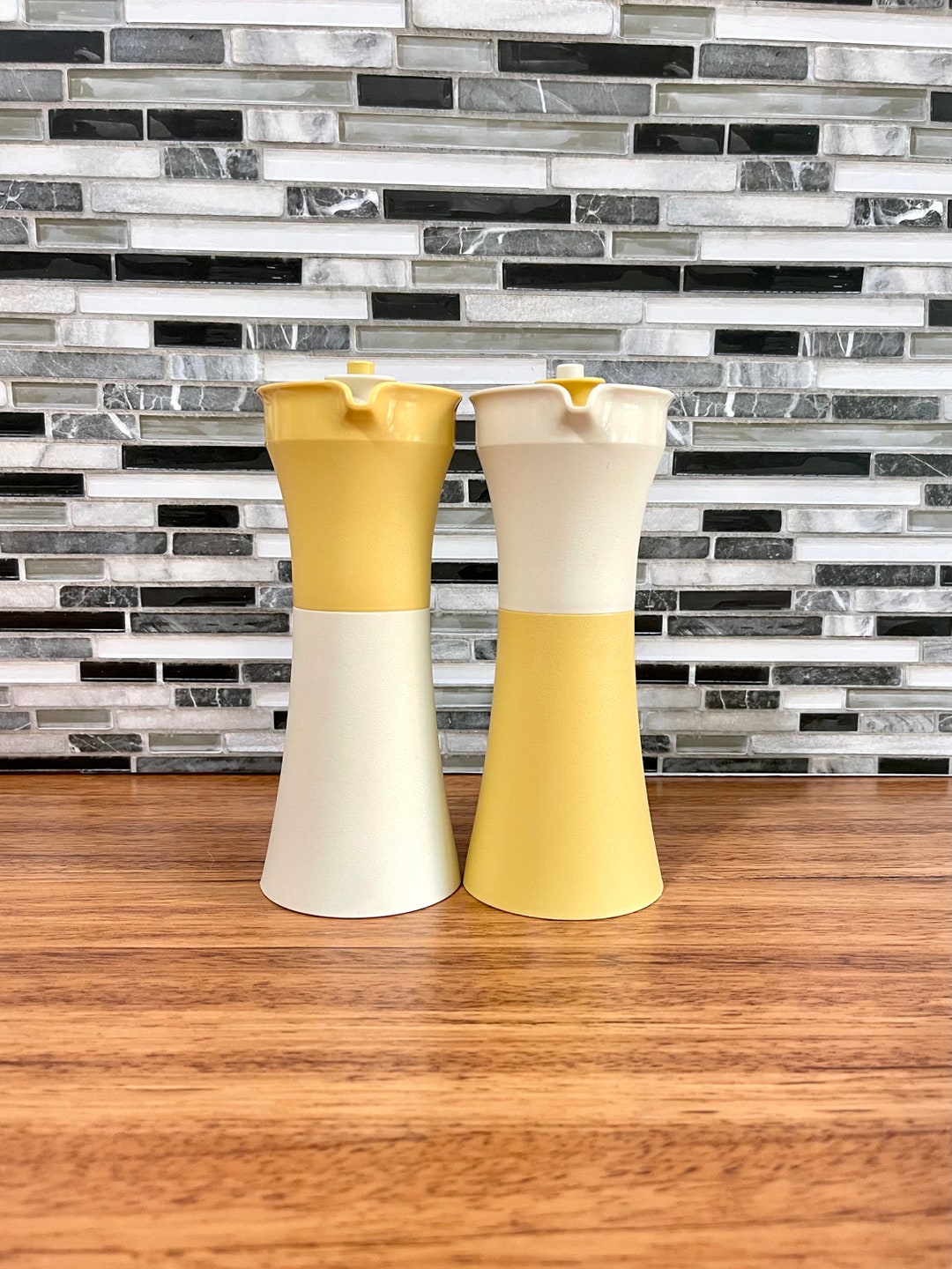 Tupperware Oil and Vinegar Cruet Set / Tupperware Salad - Etsy