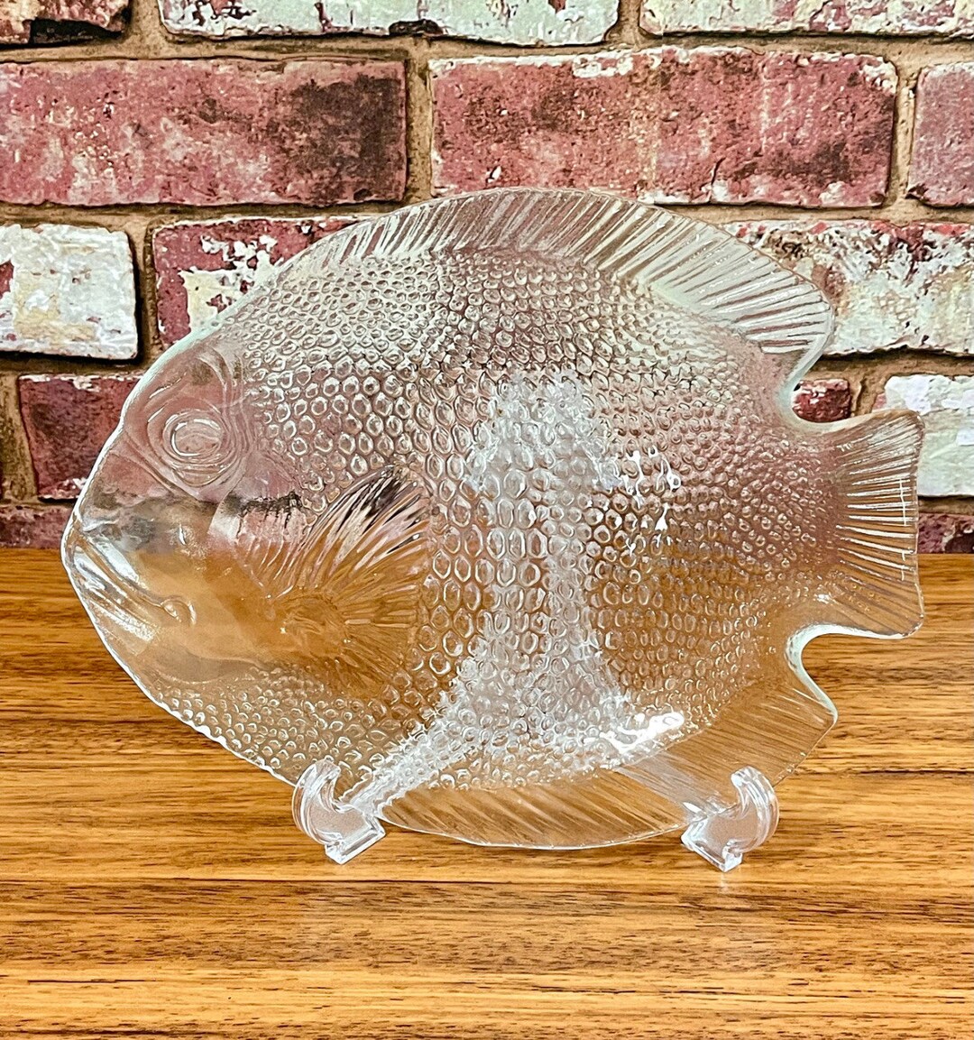 Arcoroc Clear Glass Fish ‘poisson’ Dinner Plates / Retro Arcoroc Fish ...