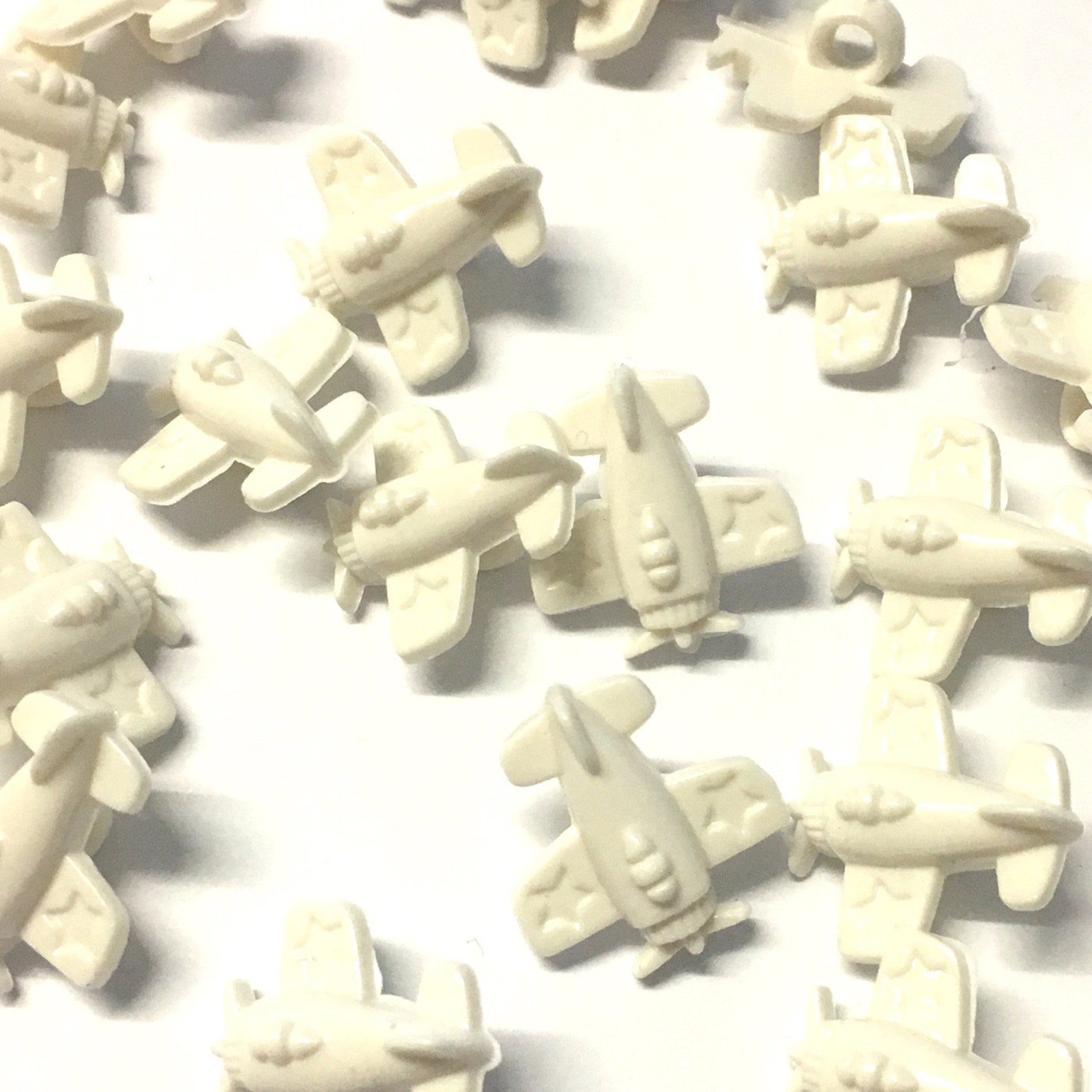 10, White Airplane Buttons, Plane Buttons, Baby Buttons, Aeroplane ...