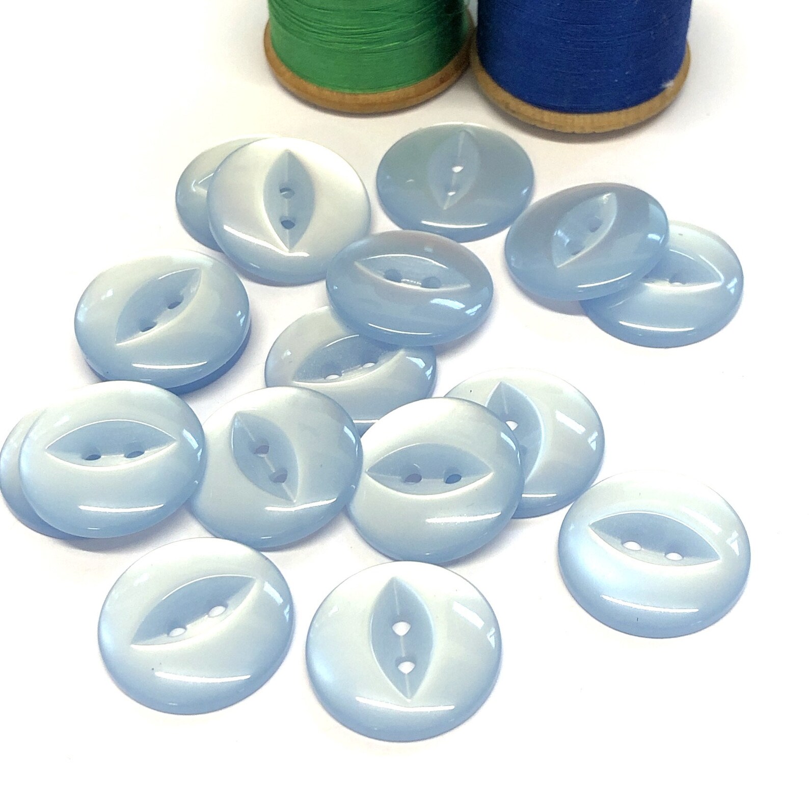 10 23mm 36L Blue Fish Eye Buttons Blue Buttons Light Blue - Etsy UK