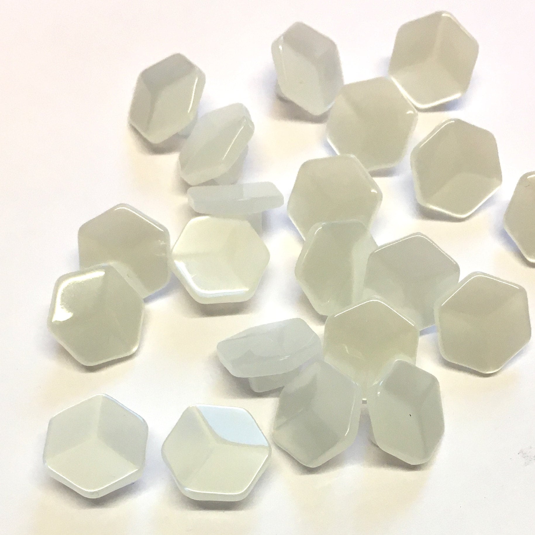 10 Small 18L Hexagon Buttons Assorted Colours Hexagon - Etsy UK