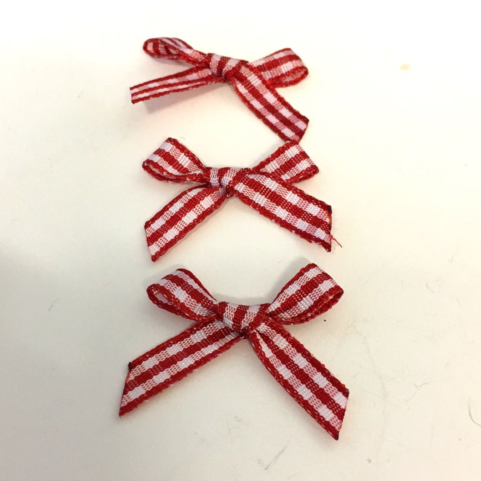10 Red Gingham Bows Red Check Bows Red Plaid Bows - Etsy UK