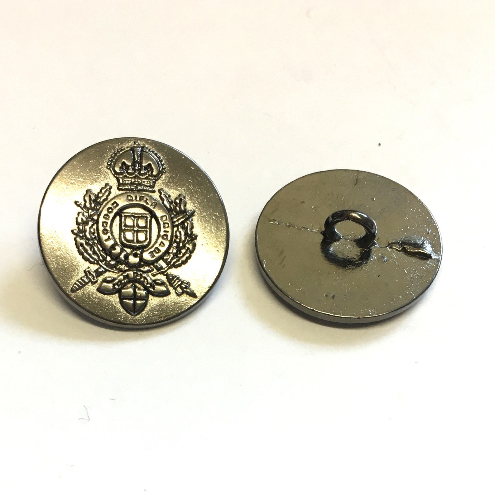 2 20mm 32L Pewter Colour Metal Rare Buttons Crest Buttons | Etsy