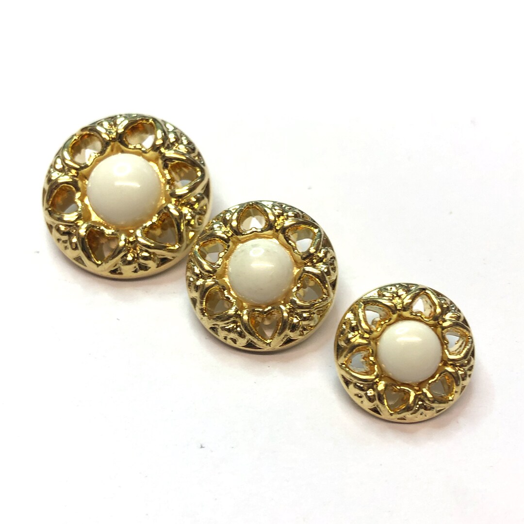 10, White and Gold Fancy Shank Buttons, Gold Metallic Heart Border ...