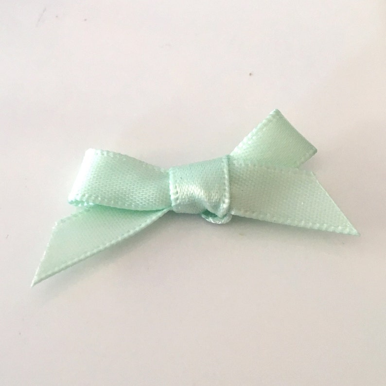 20 satin ribbon bows green ribbon bows mint ribbon bows | Etsy