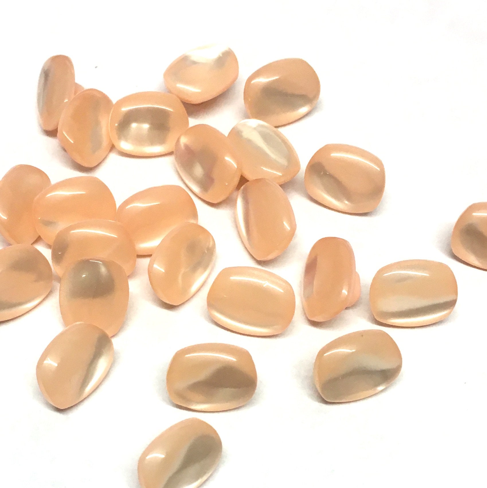 10 Oval Peach Buttons Opalescent Buttons 11mm Buttons - Etsy