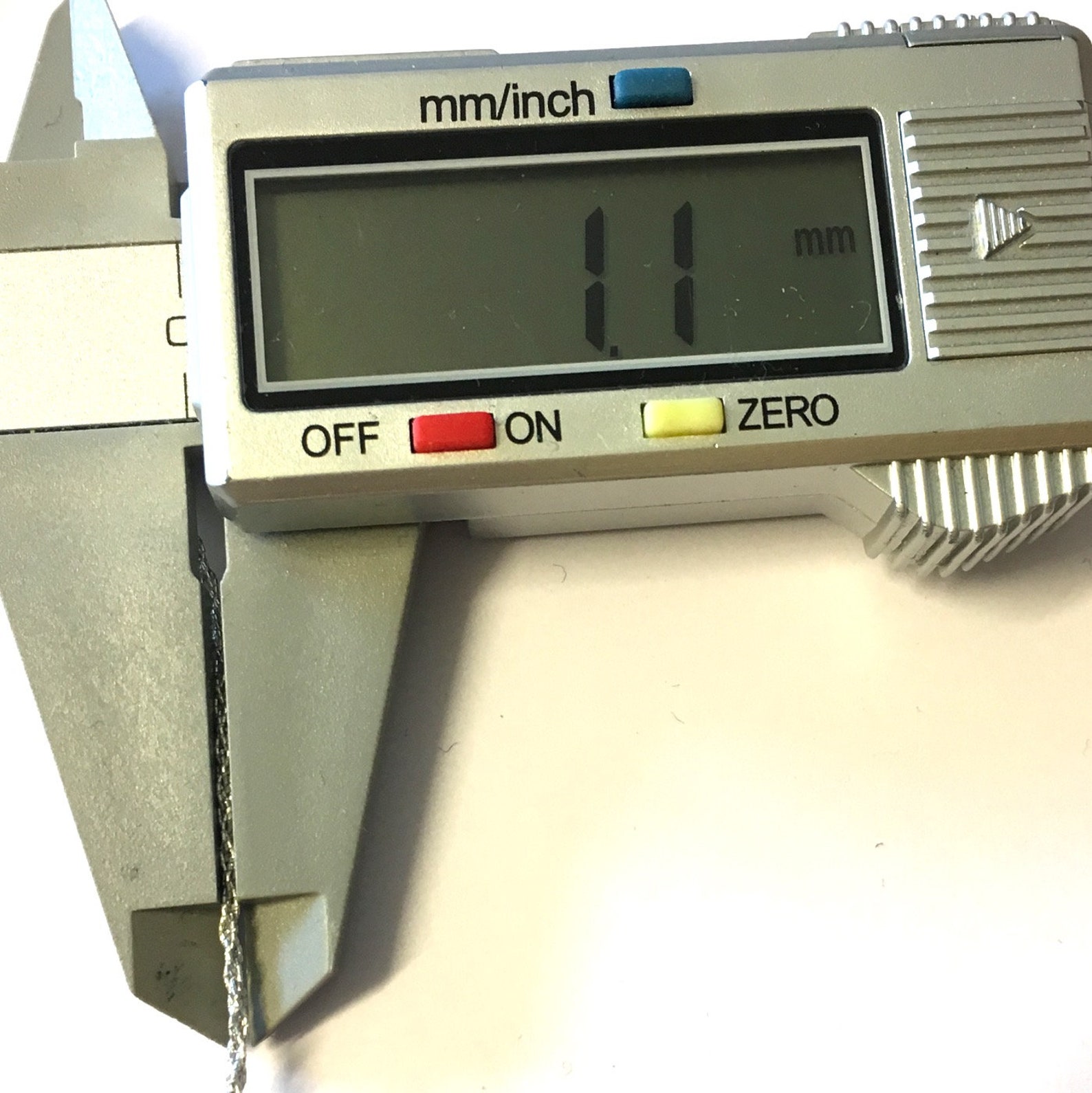 10M Silver Metallic Glitter Thread Stringing Thread Silver | Etsy