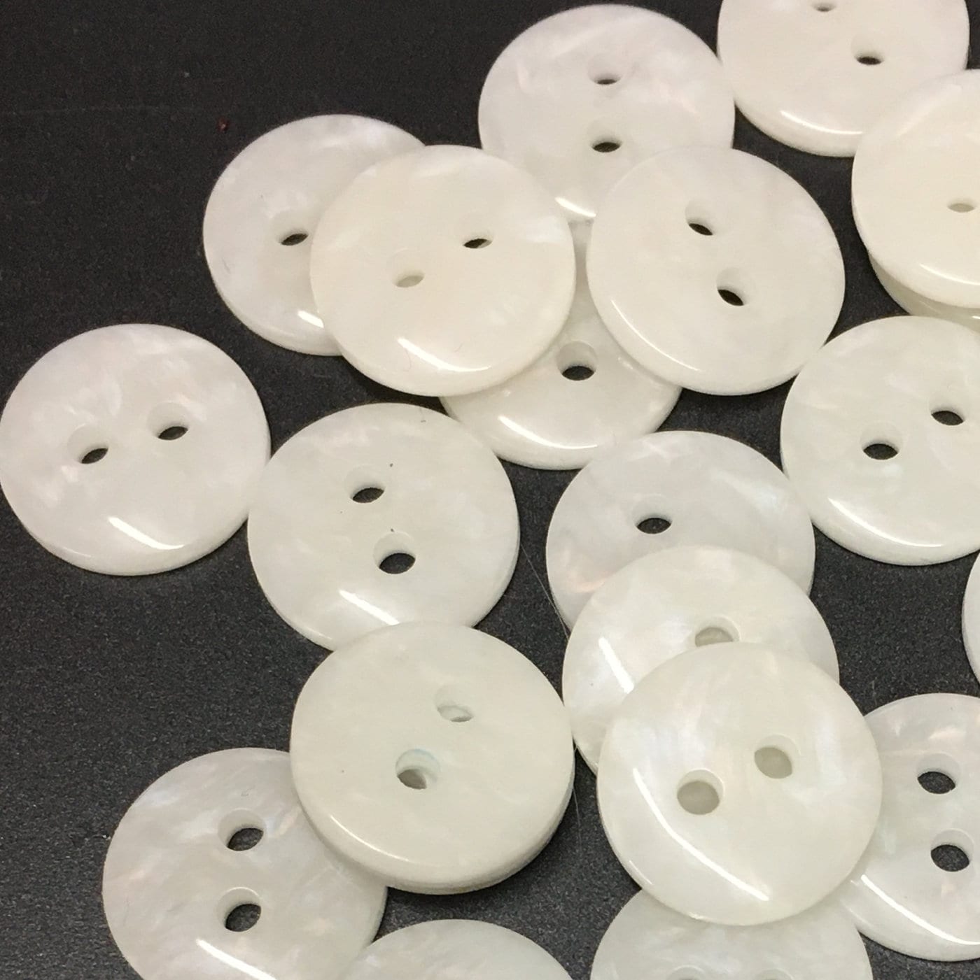White Opalescent Resin Buttons: 12mm Wedding & Craft Supplies 10 Pack ...