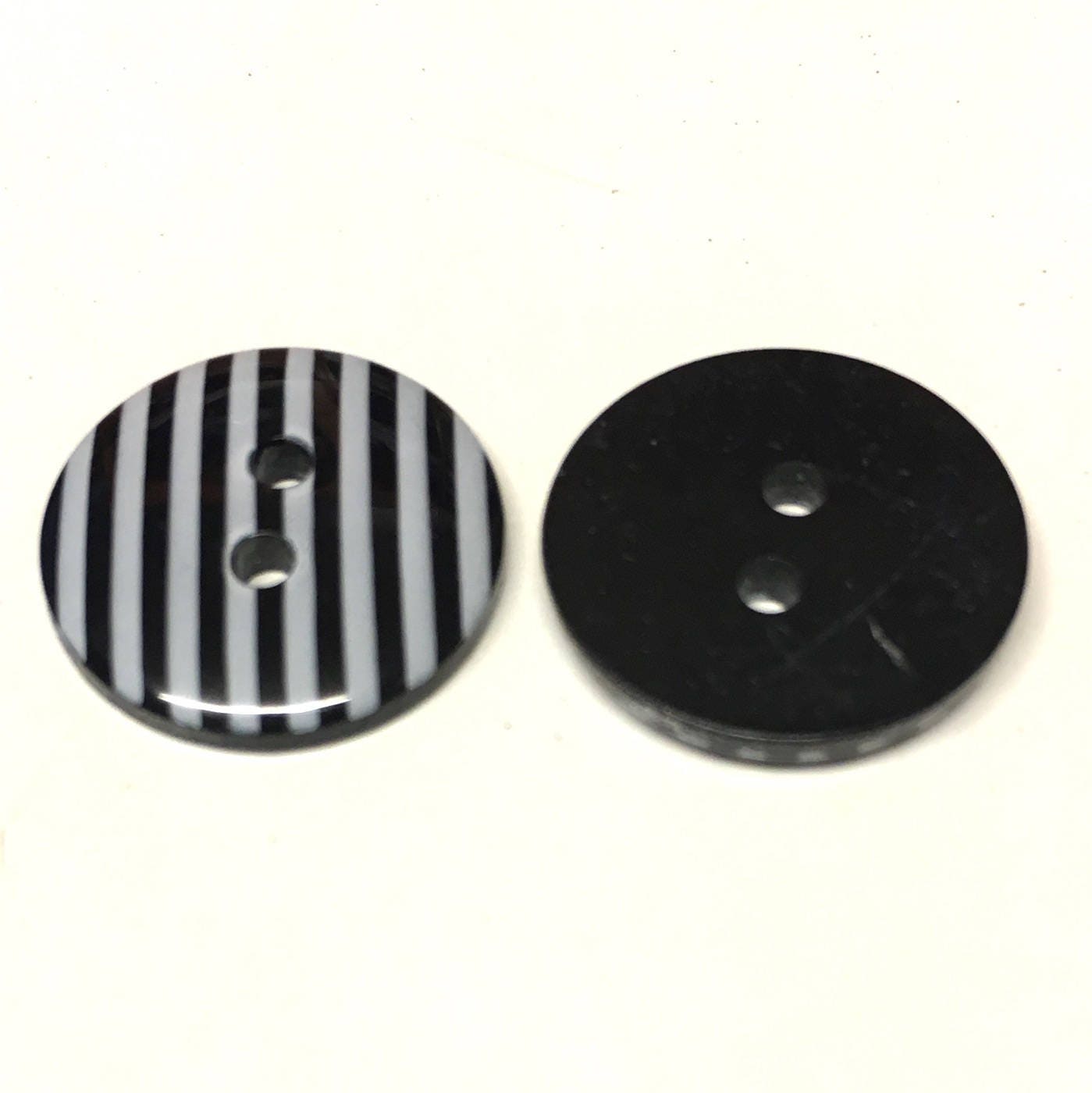10 black and white stripe buttonsblack stripy buttons 15mm | Etsy