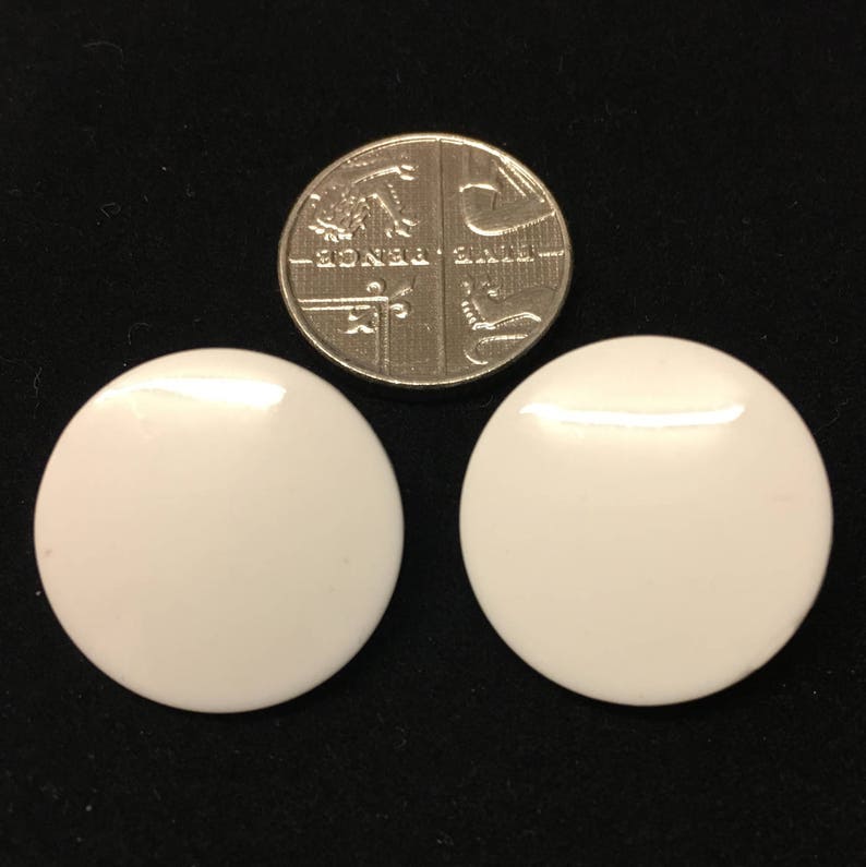10 White Resin Buttons White Buttons 19mm Buttons Craft - Etsy