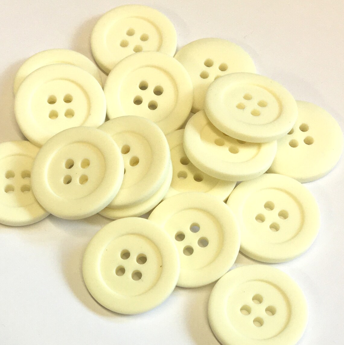 10 or 20 resin based buttons with 4 holes 20mm cream buttons | Etsy