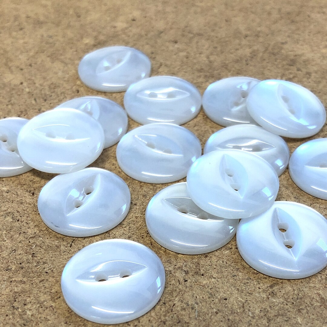 10, 19mm (30L) White Fish Eye Buttons, White Buttons, Bright White ...