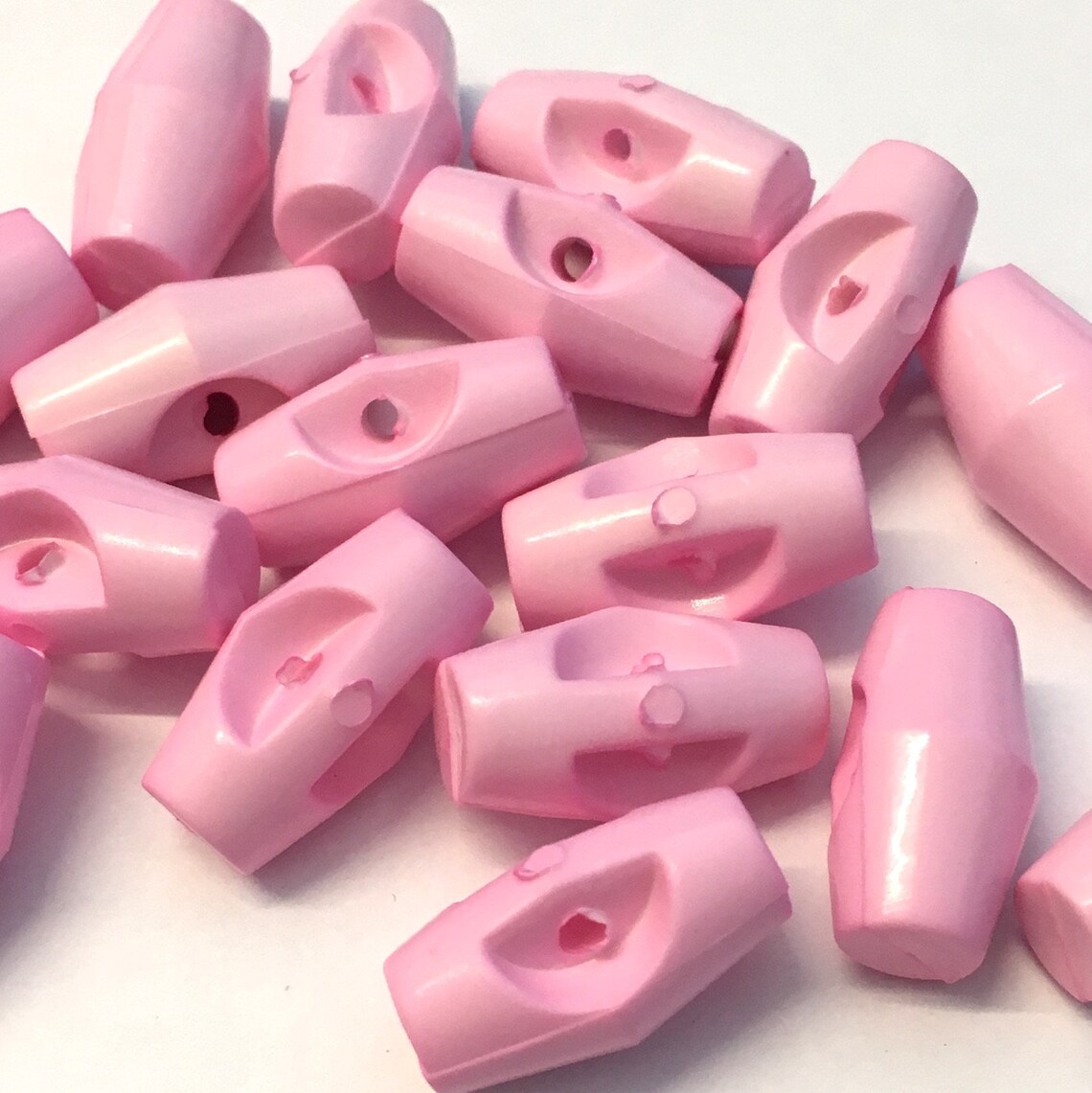 10 Pink Toggles Plastic Based Toggles With One Hole | Etsy