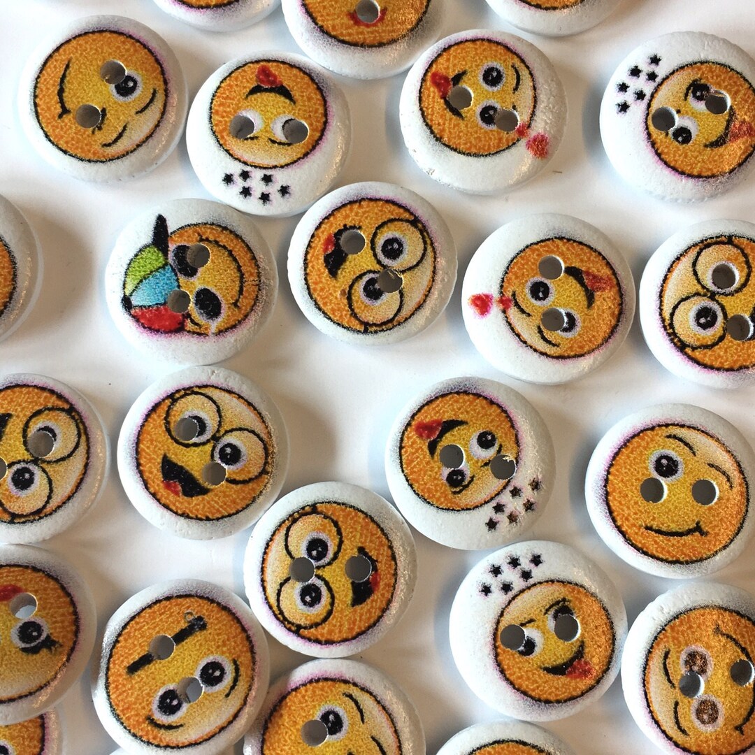 20, Smiling Buttons, Assorted Emoticon Buttons, Emoticon Buttons ...