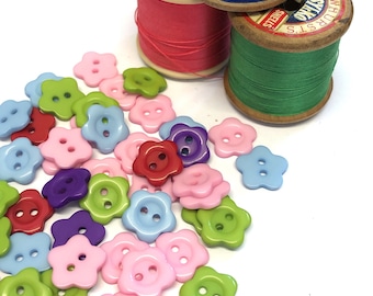 10, 12mm Assorted Colour Flower Shaped Resin Buttons, Mixed Colour ...