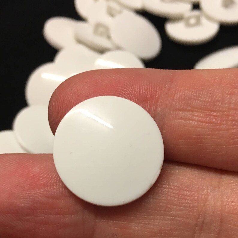 10 White Resin Buttons White Buttons 19mm Buttons Craft - Etsy