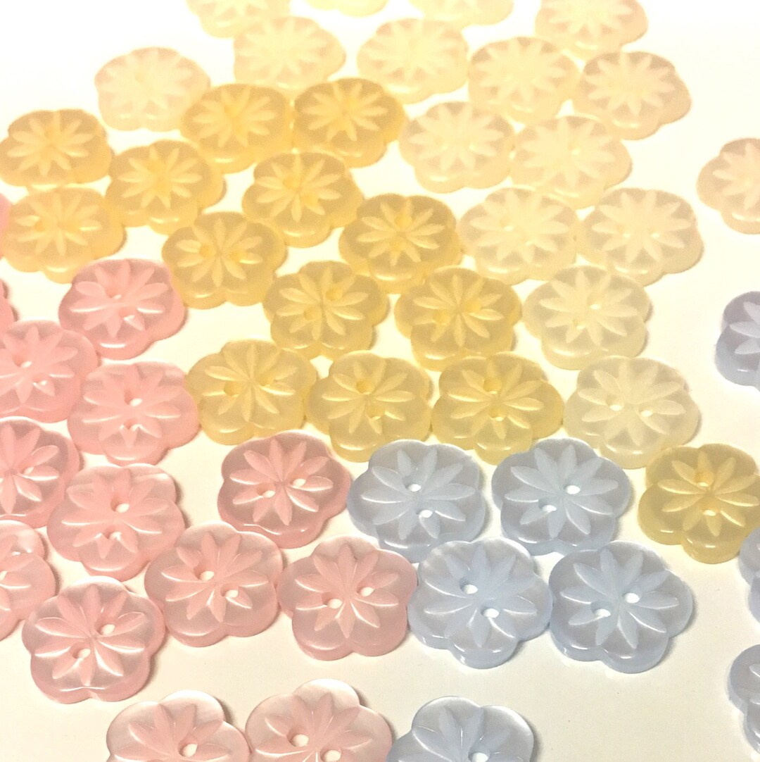 10pcs Pastel Daisy Buttons: Flower Cut Plastic Buttons (15mm) - Etsy