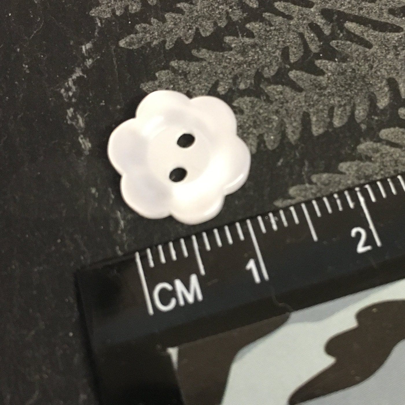 10, White Flower Buttons, Flower Shaped Buttons, 12mm Button ...