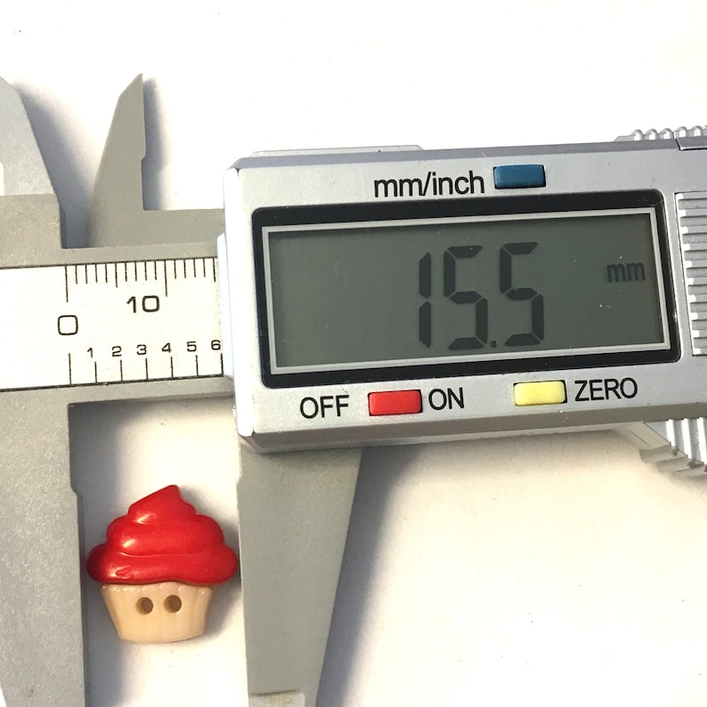 10 Red Cupcake Buttons Bun Design Buttons Cute Red Buttons - Etsy