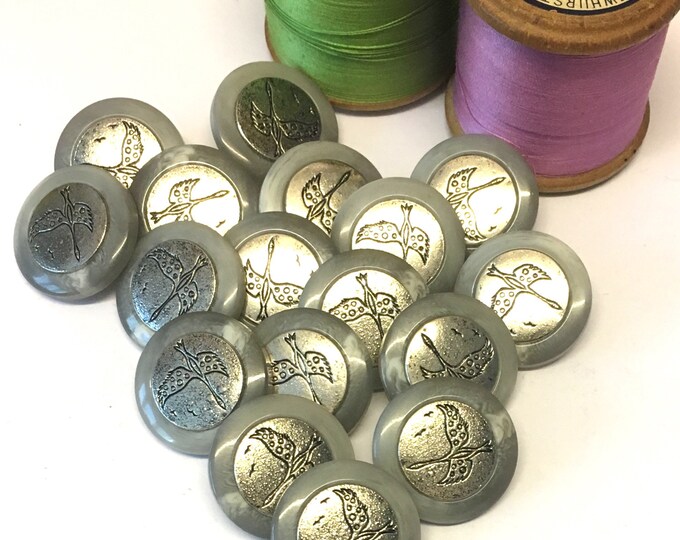 6, 20mm Aged Silver and Grey Vintage Buttons, Flying Bird Etched Design ...