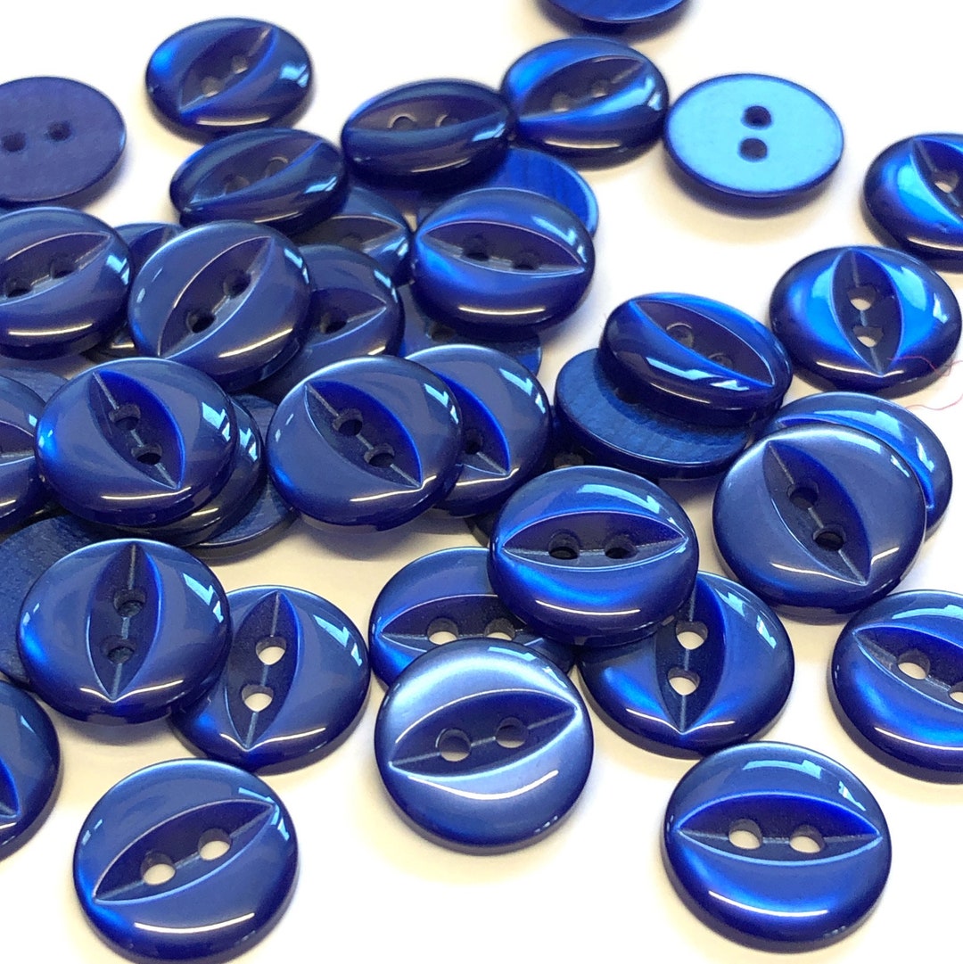 10pcs Pastel Fish Eye Resin Buttons: 14mm (size 22L) Knitting & Sewing ...
