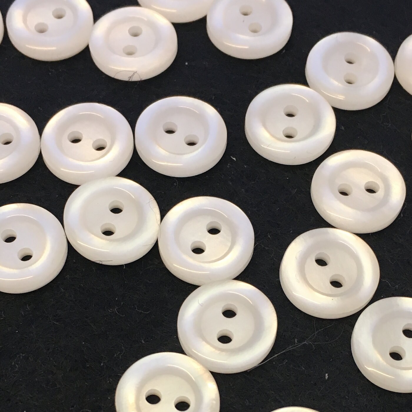 20 Ivory Buttons Opalescent Buttons 11.5mm Buttons Small | Etsy