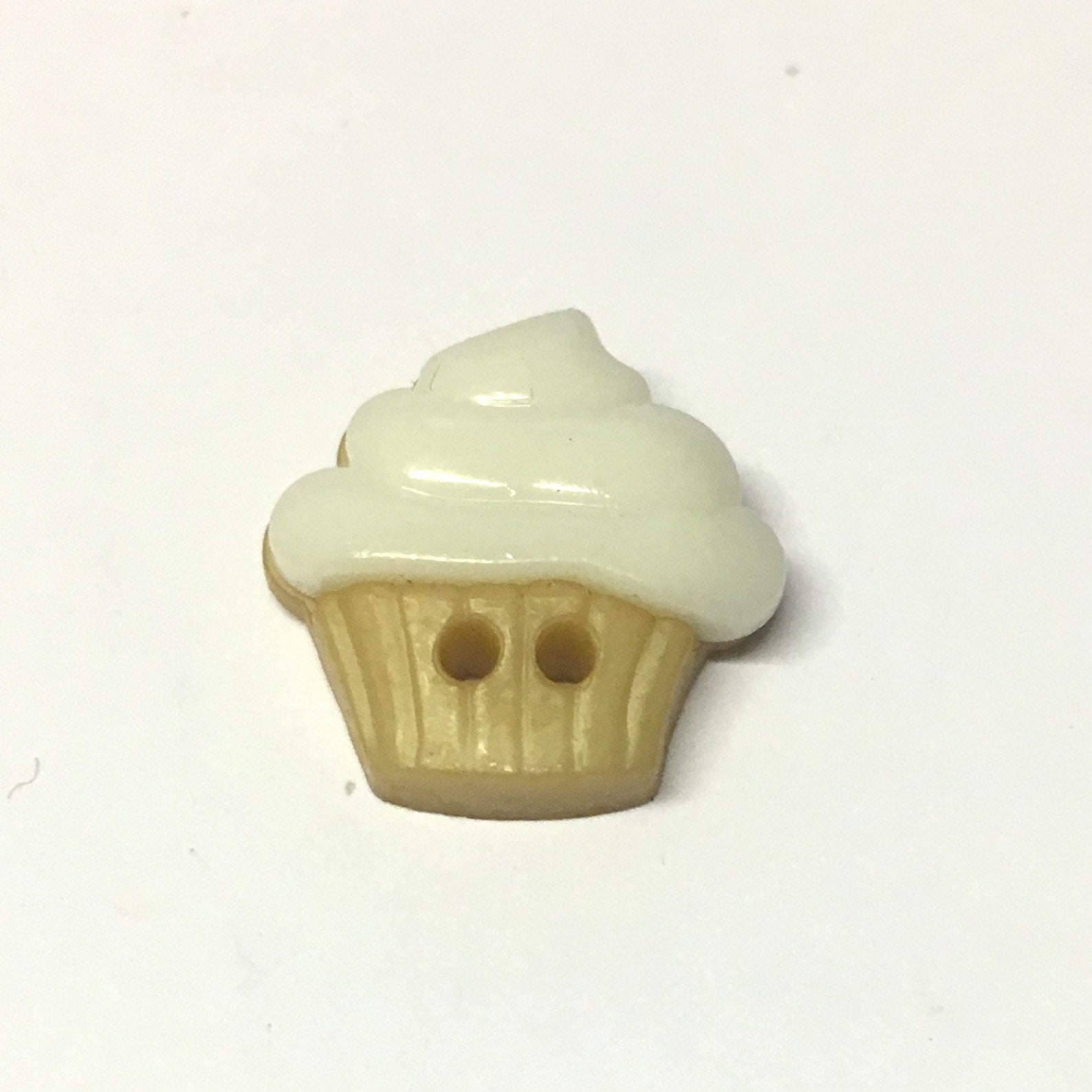 10 White Cupcake Buttons Bun Design Buttons Cute White | Etsy