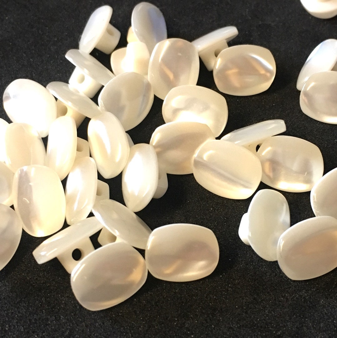 10, Oval Ivory Buttons, Opalescent Buttons, 11mm Buttons, Wedding ...