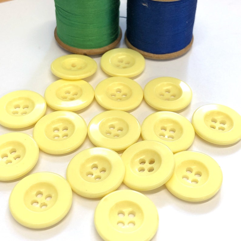 Pale Yellow Resin Buttons: 20mm 4-hole, Set of 10 - Etsy