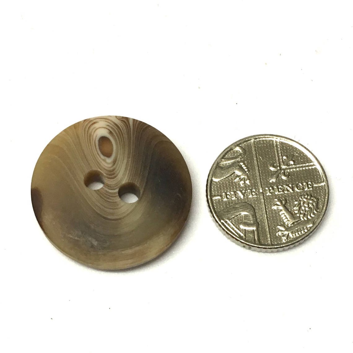 10 beige and brown aran buttons aran knit buttons | Etsy