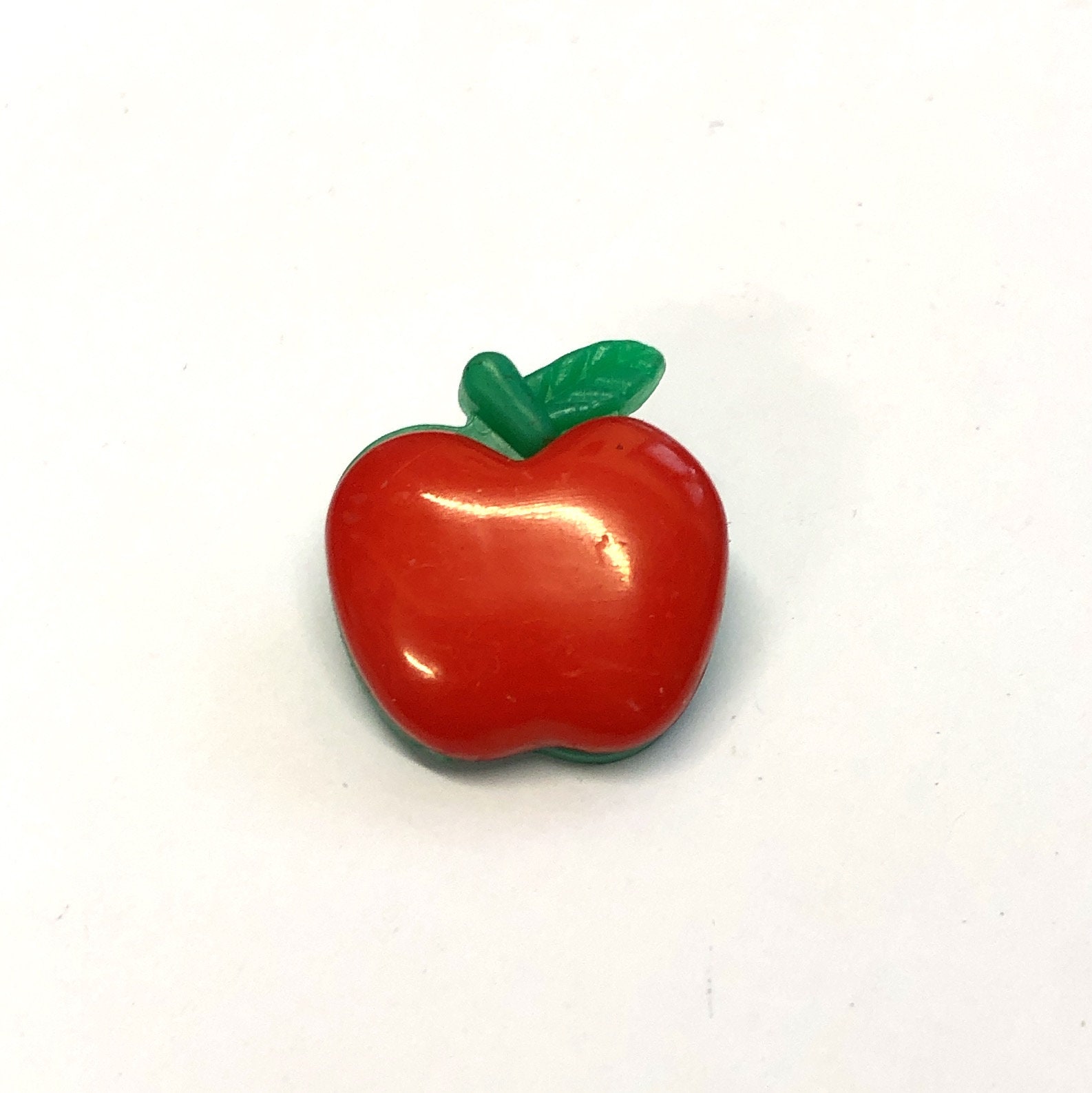 6 20mm 32L Red and Green Apple Shaped Shank Buttons Large - Etsy