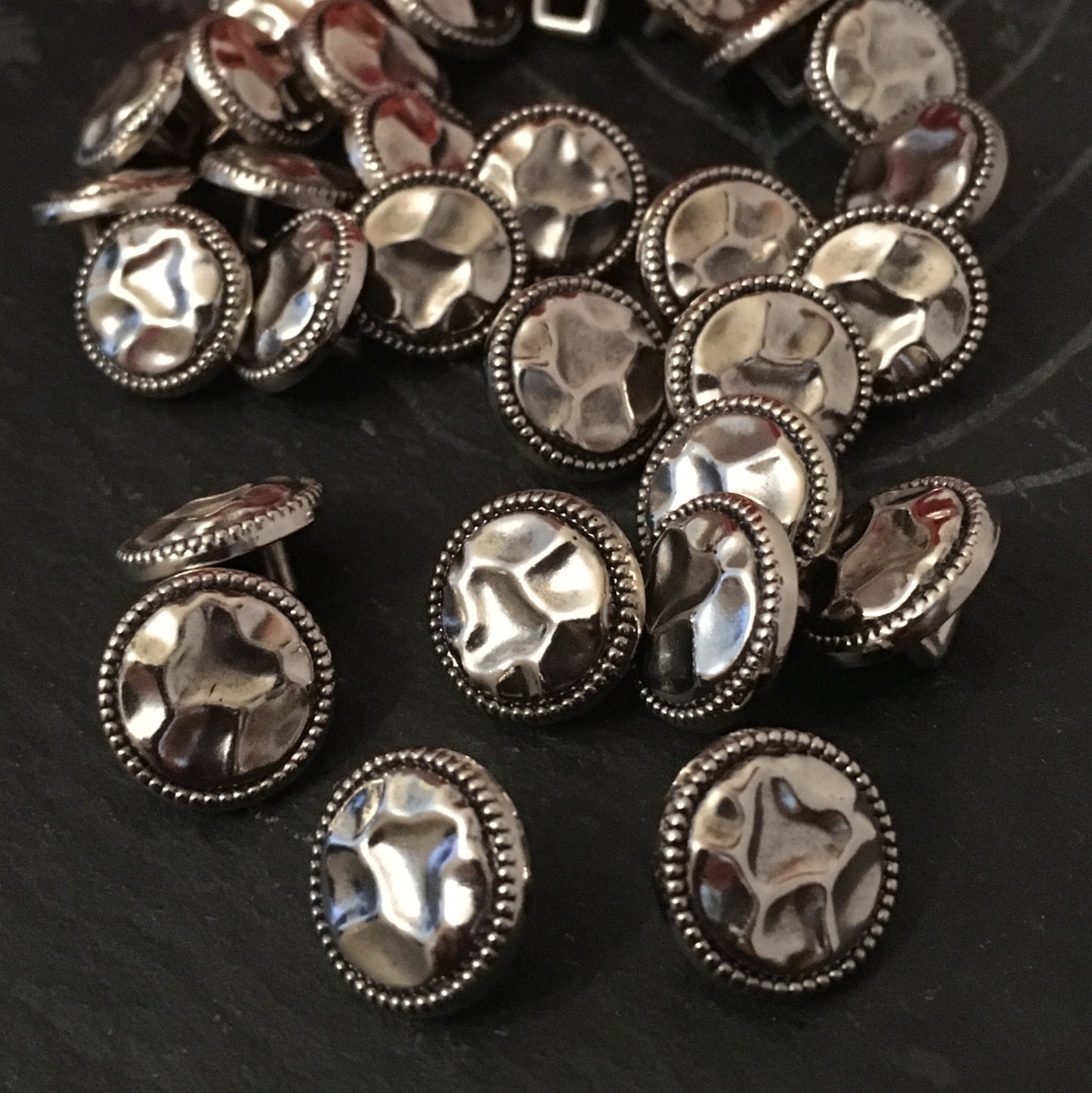 10 Silver Buttons Metallic Buttons Plastic Buttons 12mm - Etsy