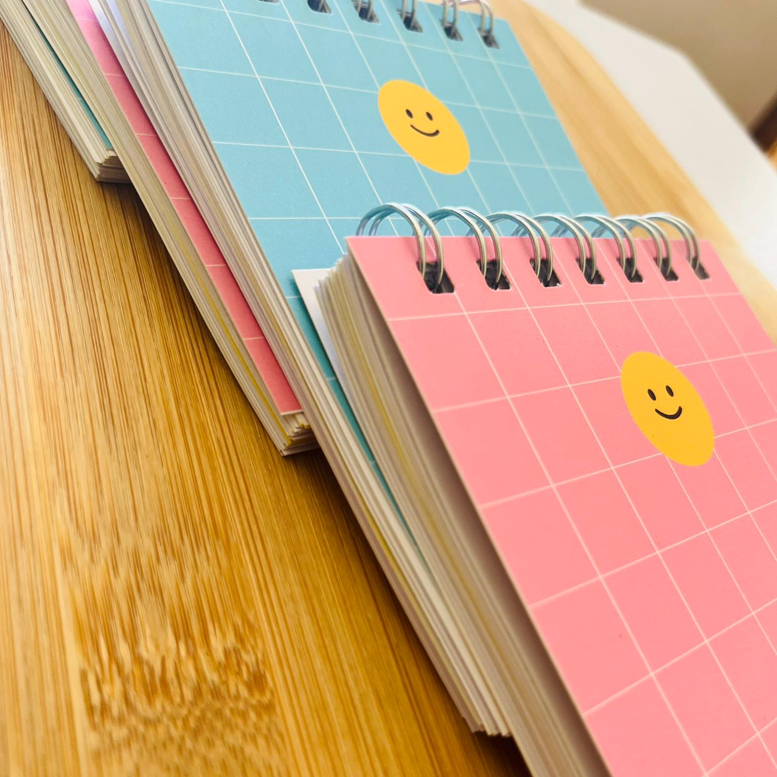 Notebook A6, Smile, Retro, Personalized Interior, School, Notes, Wired ...