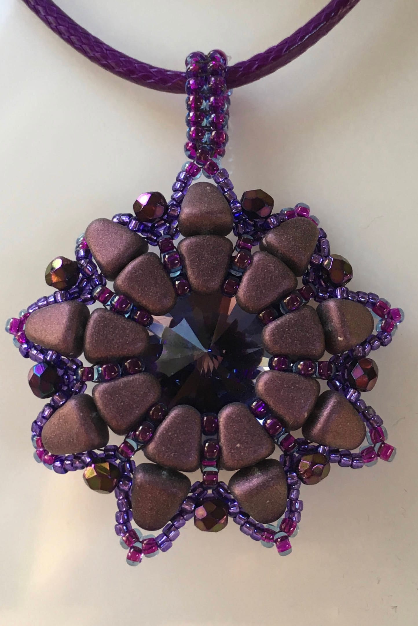 Pendentif perle violet pendentif perle sur collier en cuir - Etsy France