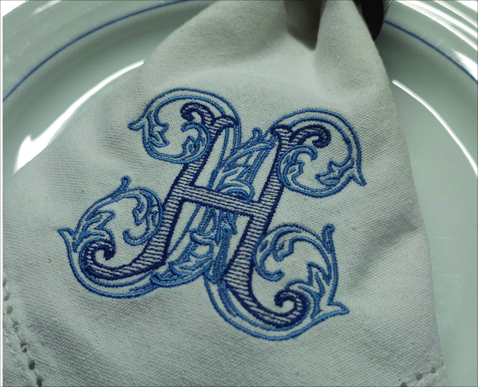 Monogrammed Linen Napkins Vintage Vine Embroidered Single - Etsy