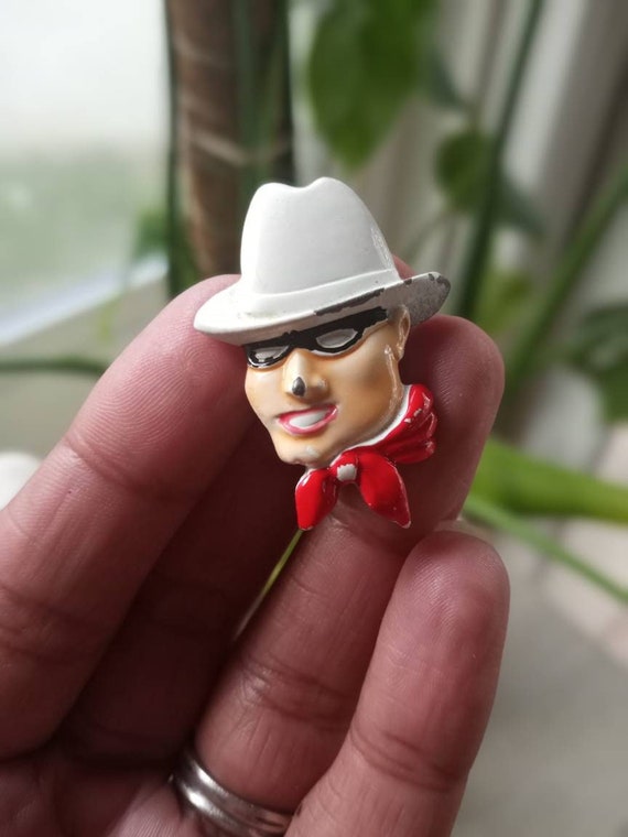 Vintage lone ranger brooch - Gem