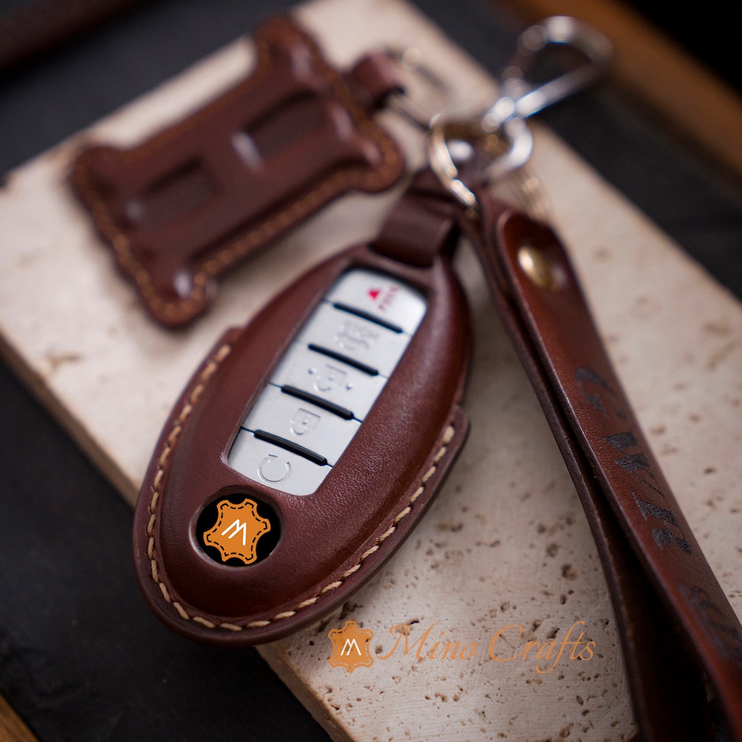 Leather Key Case Compatible With Niss Kicks Juke GT-R Cube Armada ...