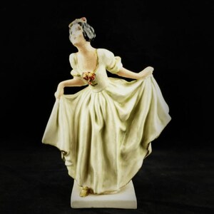 Vintage Chalkware Figurine Victorian Curtsy Lady With Ballgown Circa ...