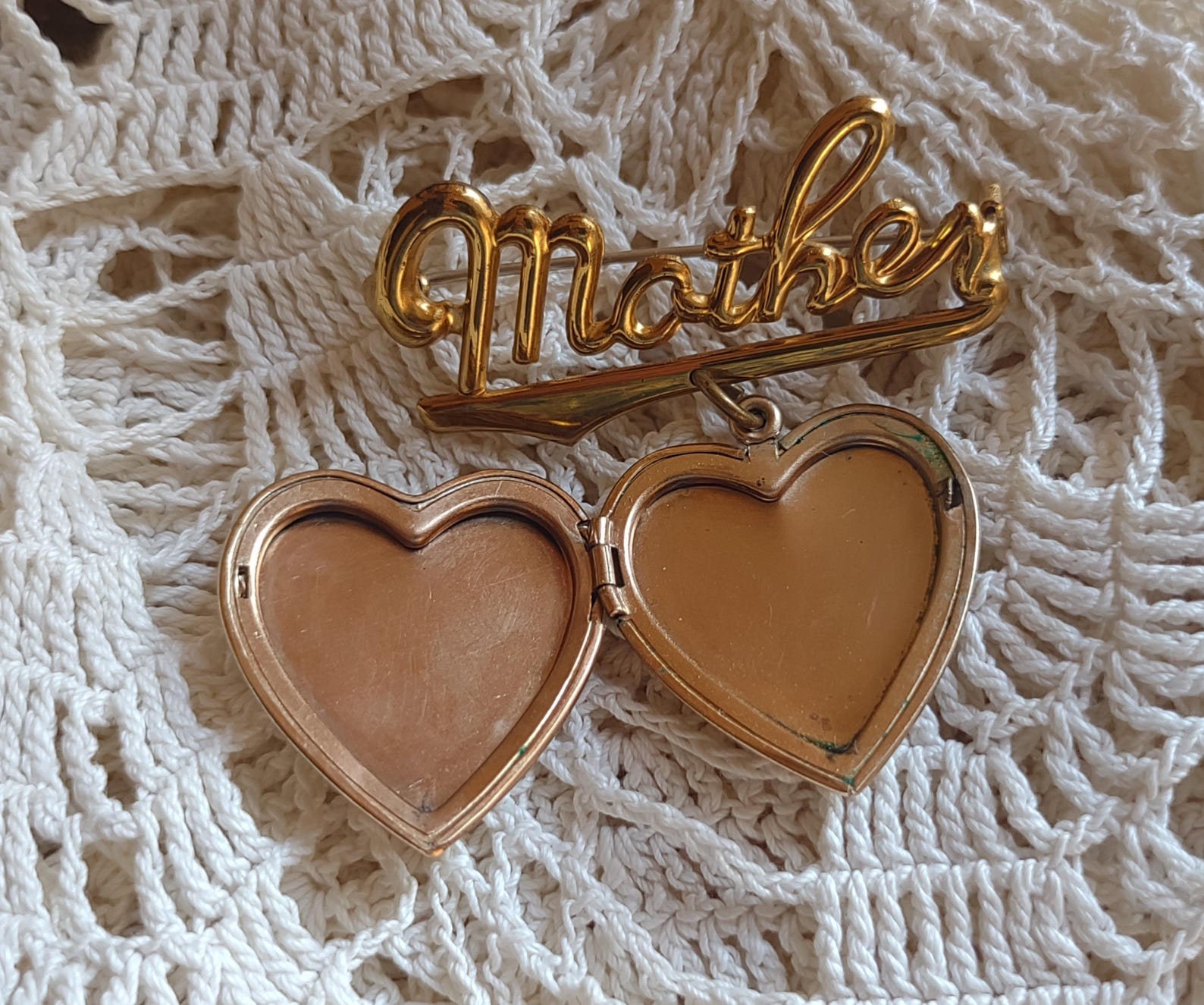 Vintage Mother of Pearl Mother Capital Building Gold Tone Dangle ...