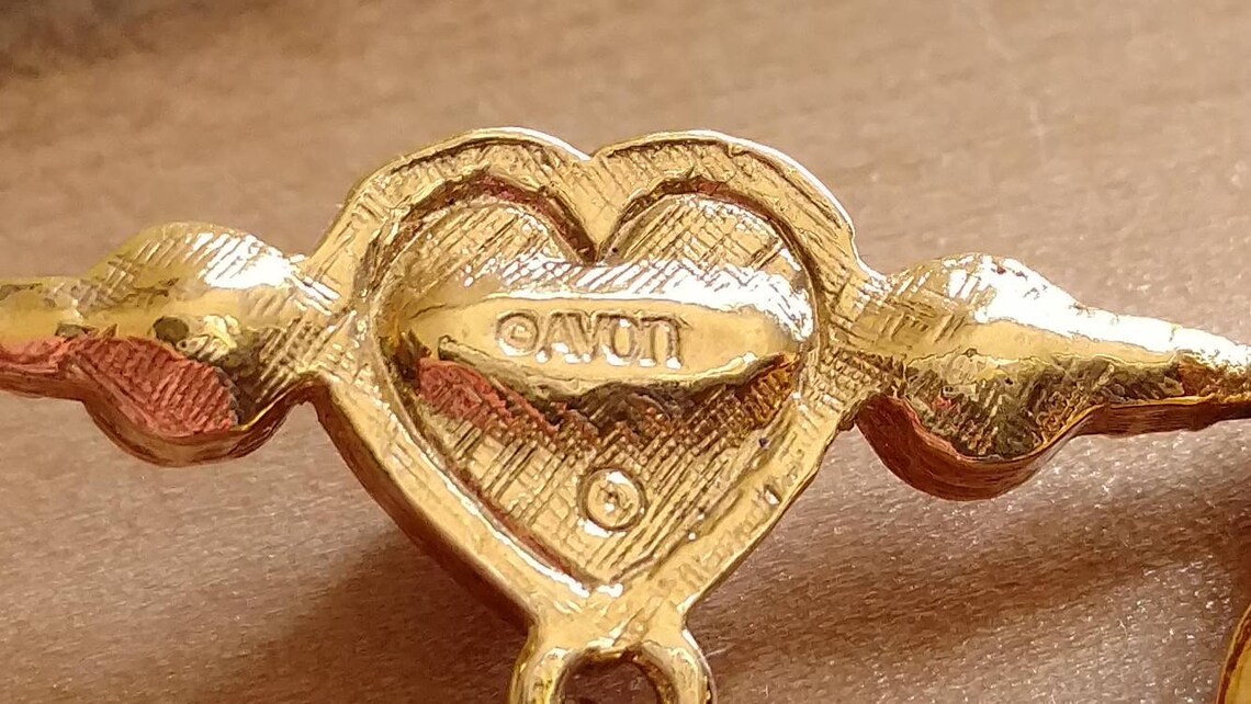 Vintage Avon Cupid Heart Arrow Opening Locket Pin Brooch Pink ...