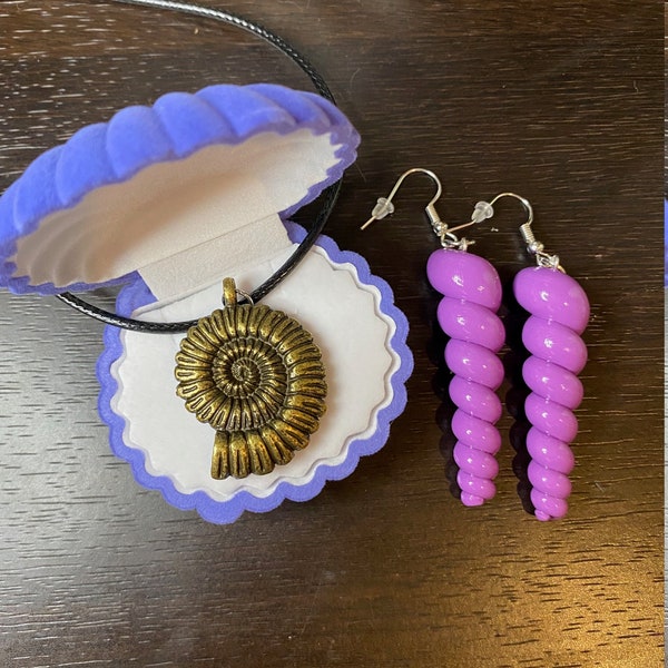 Ursula Costume - Etsy