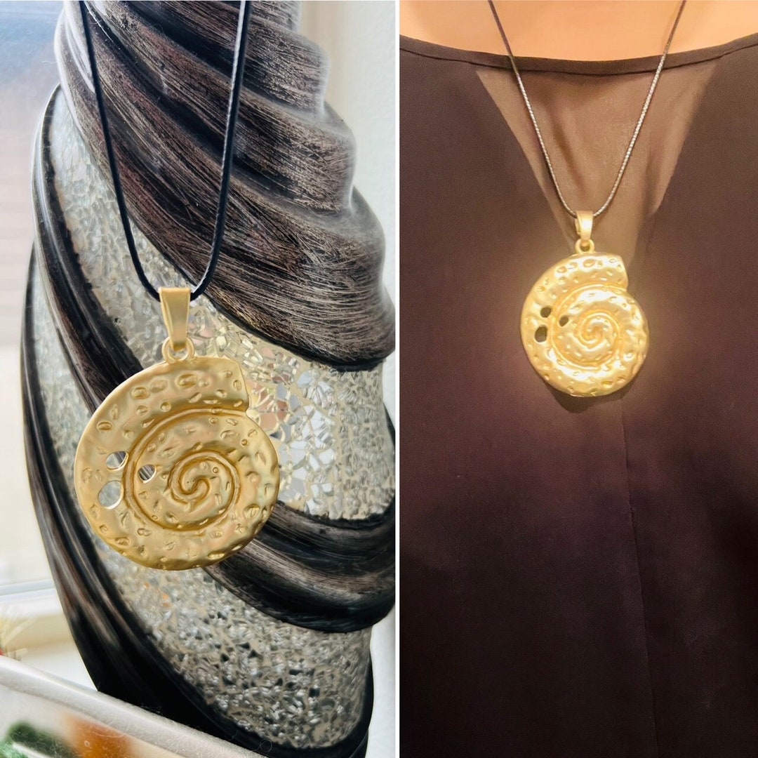 Ursula Shell Necklace, Ursula Gold Metal Shell Necklace, Ursula Jewelry ...