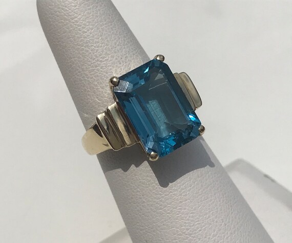 10k gold topaz ring, Topaz large emerald cut statemen… - Gem