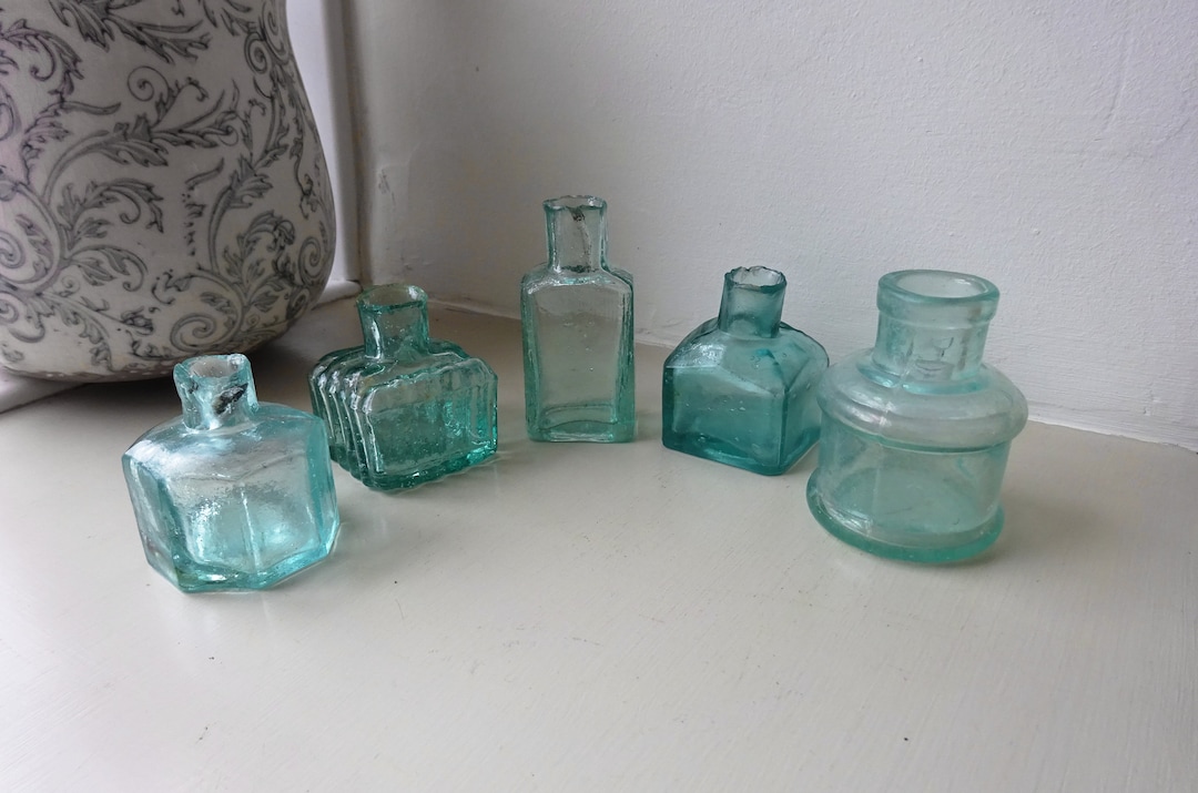 Victorian Ink Bottle X 1, Aqua Glass Bottle, Octagonal, Ribbed Pen ...