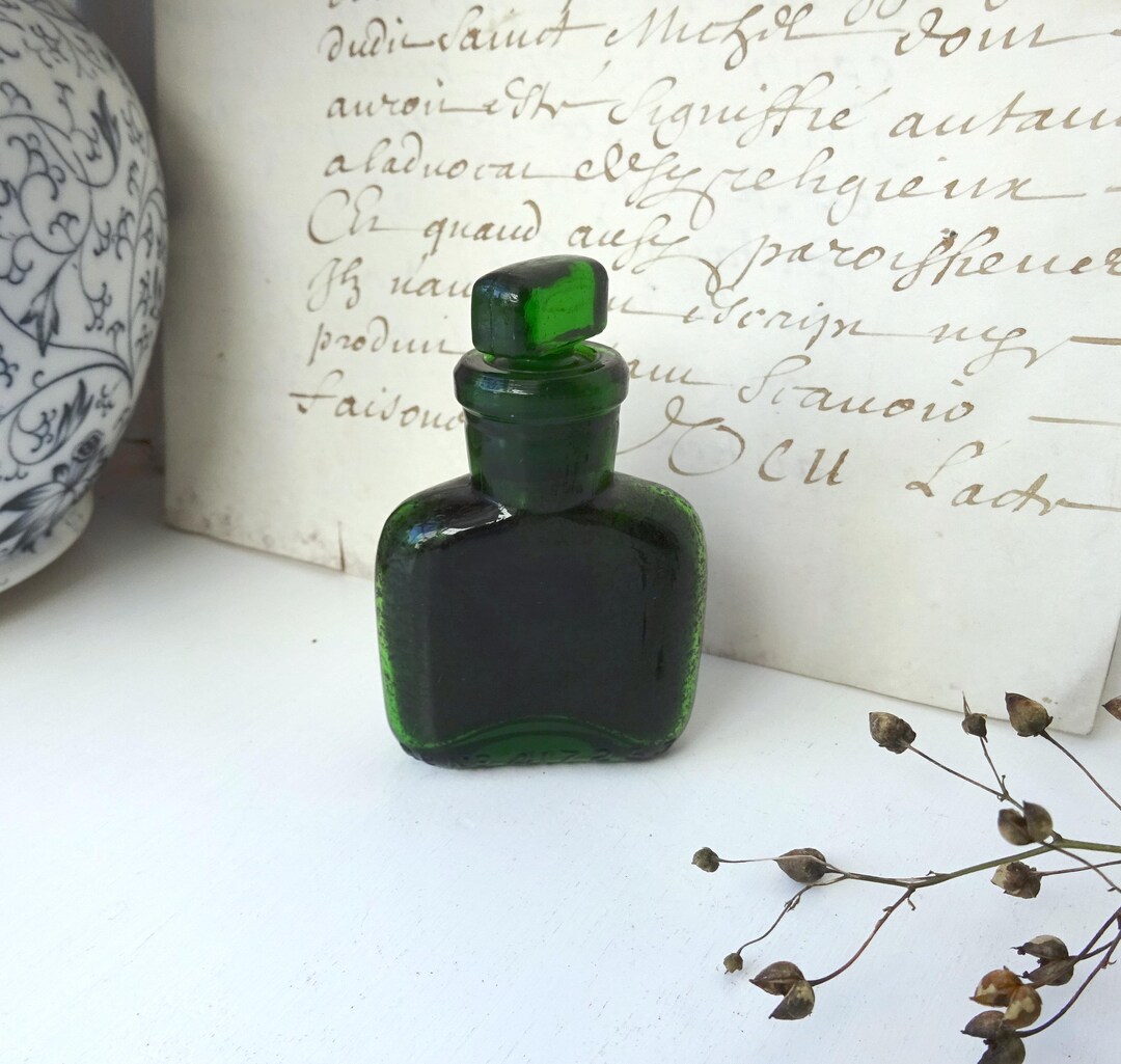 Antique Green Smelling Salts Bottle With Stopper stuck In, Kidney ...