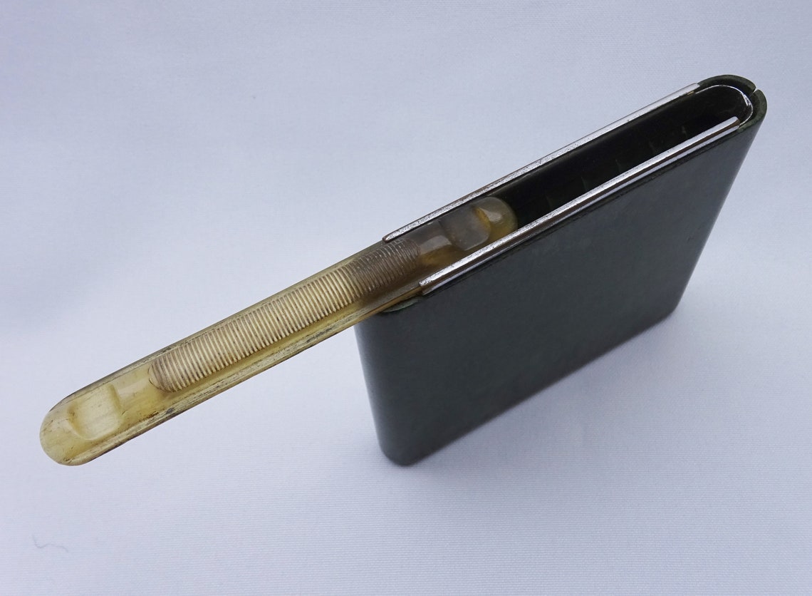Vintage Wunup Bakelite Cigarette Case Green Mottled Bakelite - Etsy UK